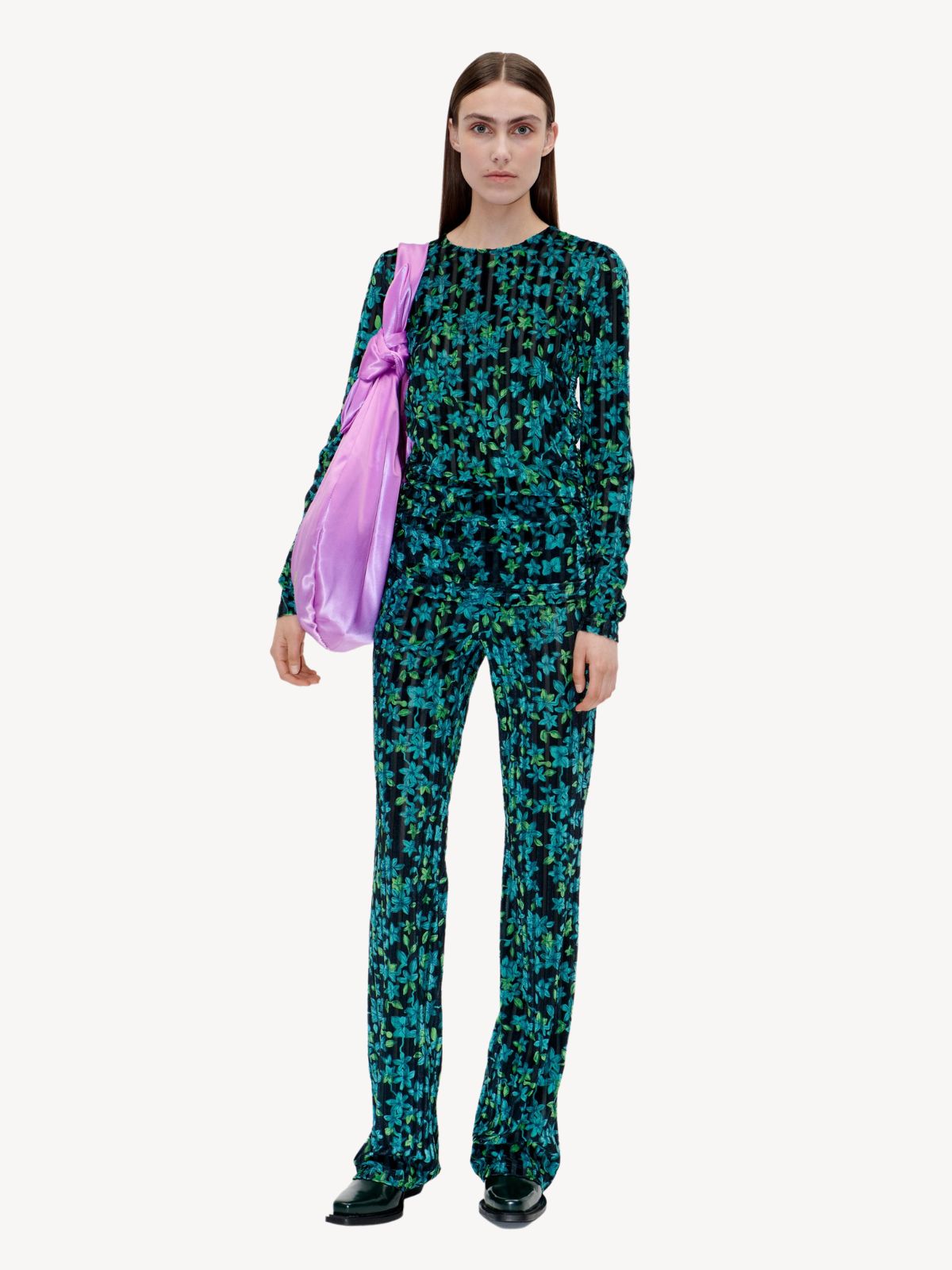 Room4 - Andy Pants fra Stine Goya i Ivy Floral | ROOM4.dk